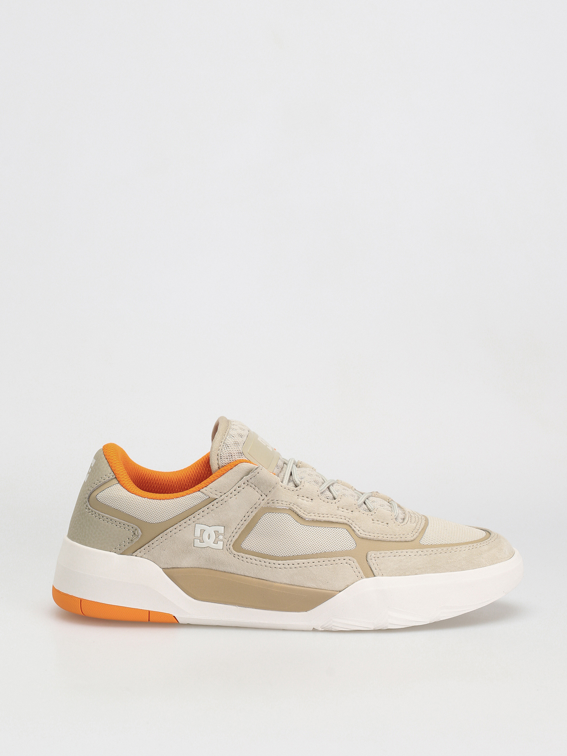 DC Обувки Metric Le - кафяв (tan)