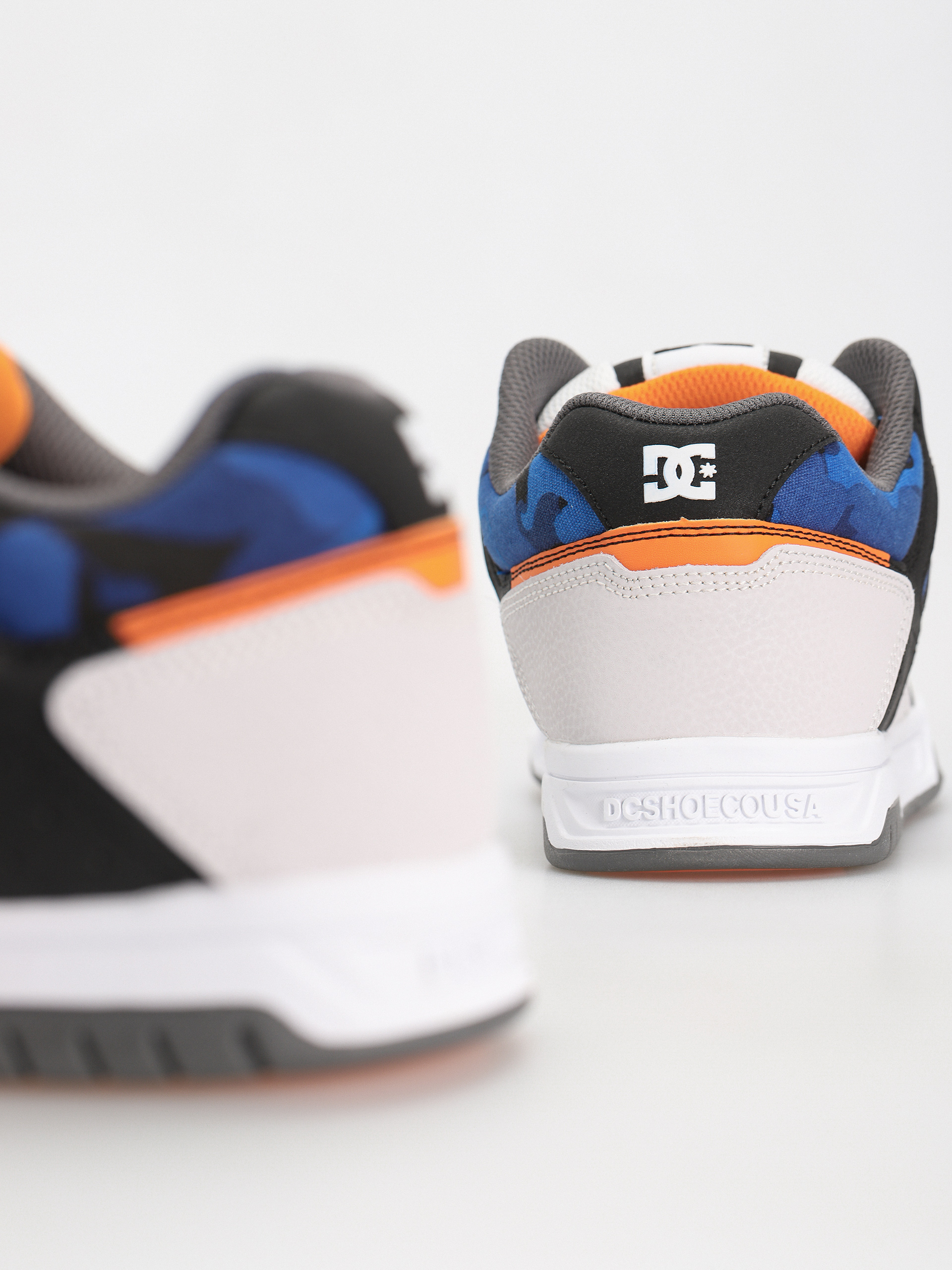 Обувки DC Stag (white/black/orange)